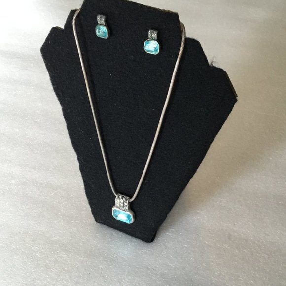 Jewelry | Vintage Rhinestone Necklace Earring Set | Poshmark